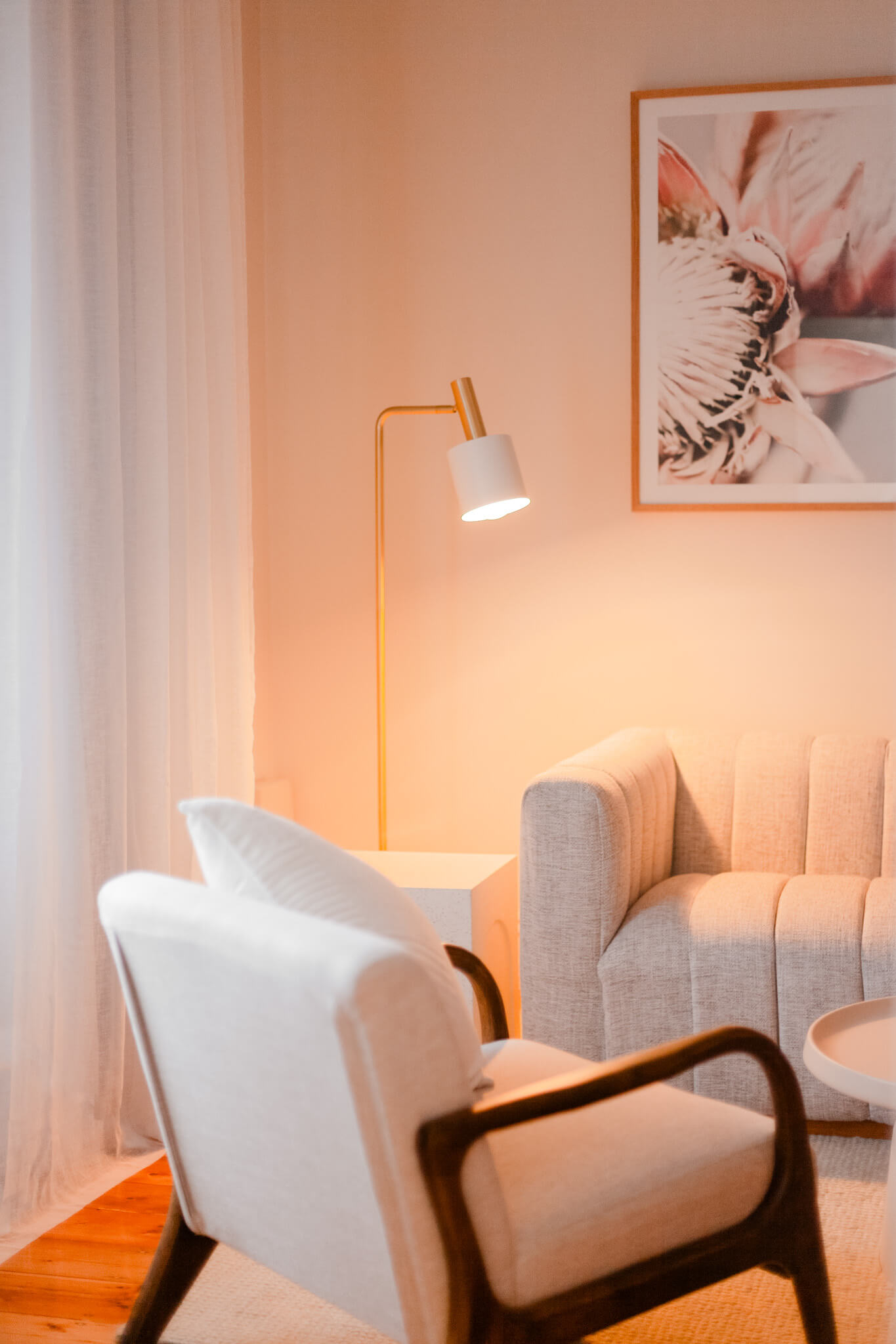 About us - Make Lemonade Psychology